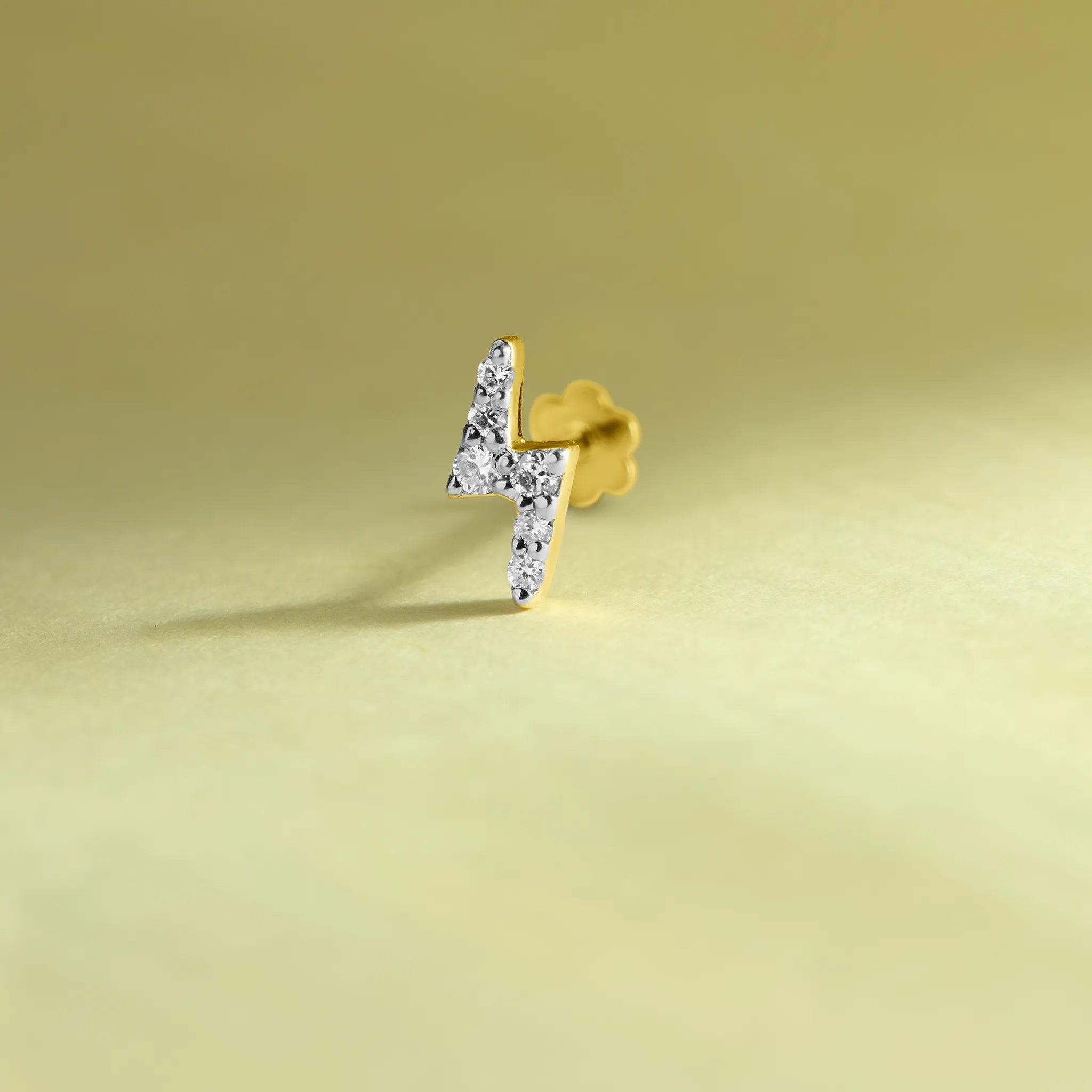 Thunder Shine Diamond and Gold Nose Pin for Women – Yuvora
